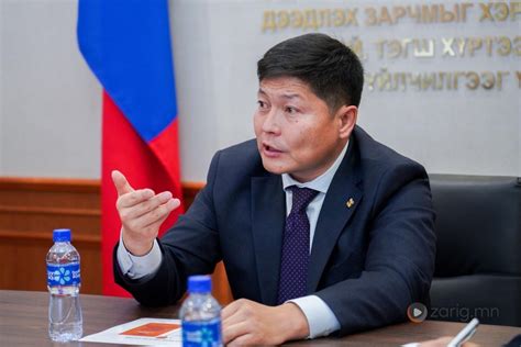 Х Нямбаатар Автобусны чиглэлд өөрчлөлт орууллаа ингэснээр автобус хүлээгдлийн хугацаа 1 2