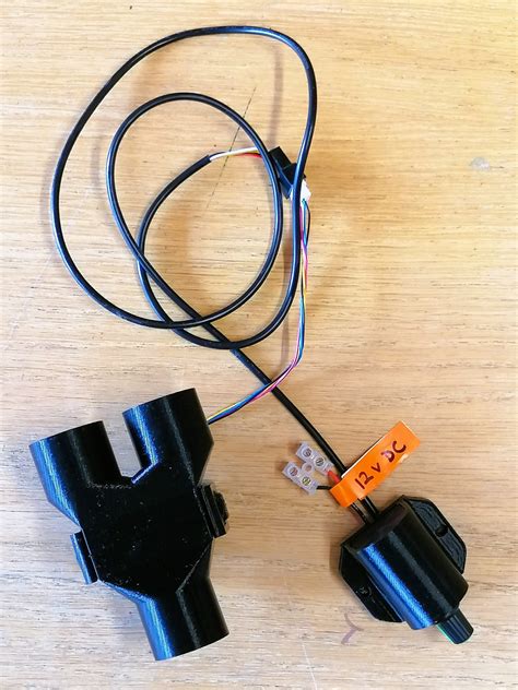 12 Volt Dual Inlet Inline Fan With Variable Speed Control Vardo Systems