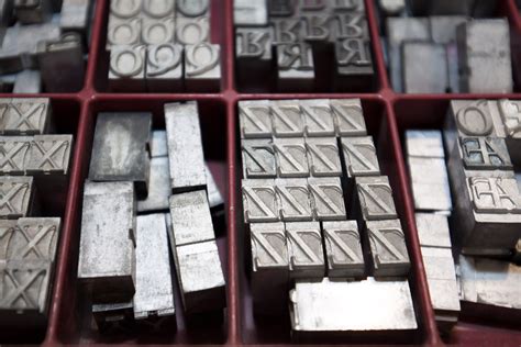 무료 이미지 인쇄술 금속 빨래 세례반 미술 눈 오르간 거울을 쓴 리드 요한네스 구텐베르크 책 인쇄 합자 셰리프 주인공 인쇄 시스템 편지 본드