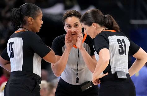 How Much Do Nba Playoff Referees Make [2025 Earnings Guide]