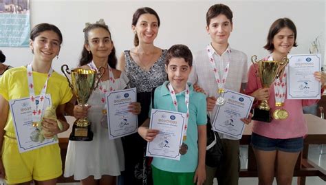 [ჭადრაკი] შავი ზღვის დელფინი მსოფლიოს ჩემპიონატი და ჭადრაკის სასახლე Lelo Ge