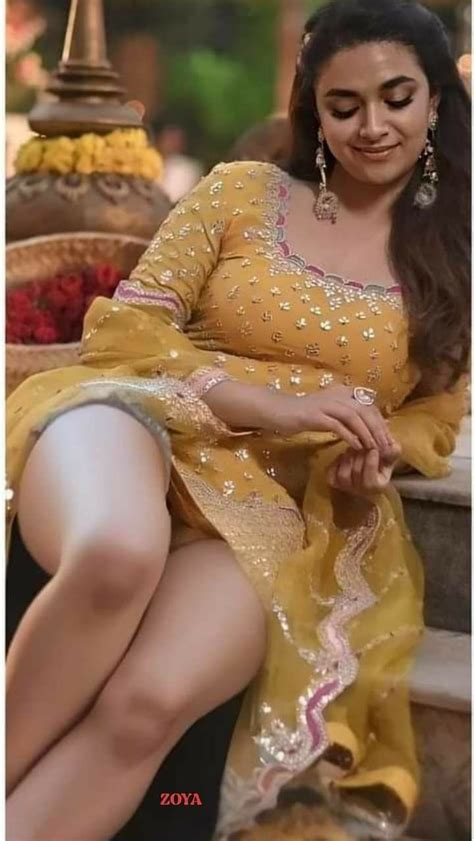 Hot Actress Wallpaper V