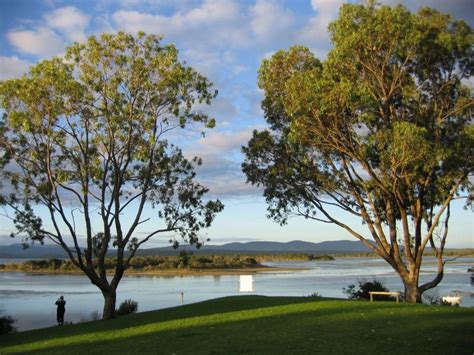 Mallacoota photos - Travel Victoria: accommodation & visitor guide