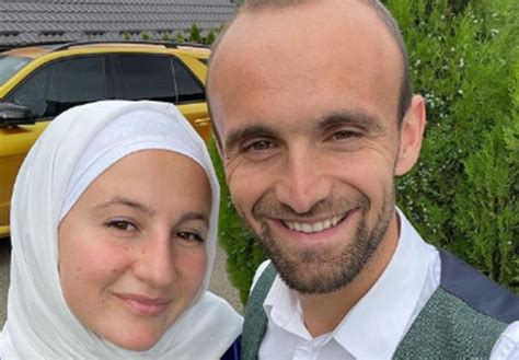 Amina Supruga Amela Tuke Dok Sam živa Glasat ću Za Sda Noviba