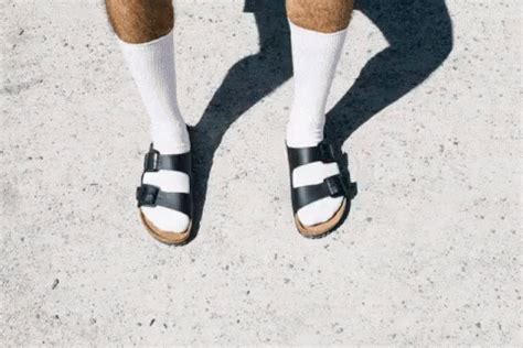 Socks And Sandals S Tenor