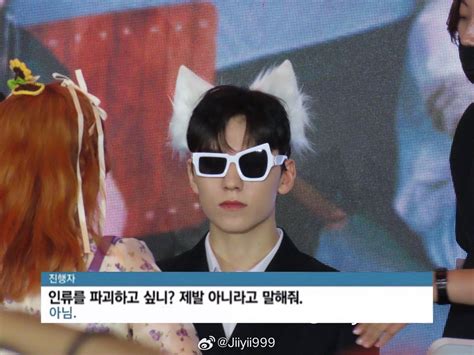 한 웹툰 작가의 표정 그리는 방법 웃긴 밈 재미있는  웹툰