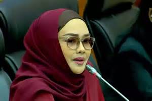 Profil Iyeth Bustami Ikon Dangdut Yang Kini Anggota Komisi Xii Dpr
