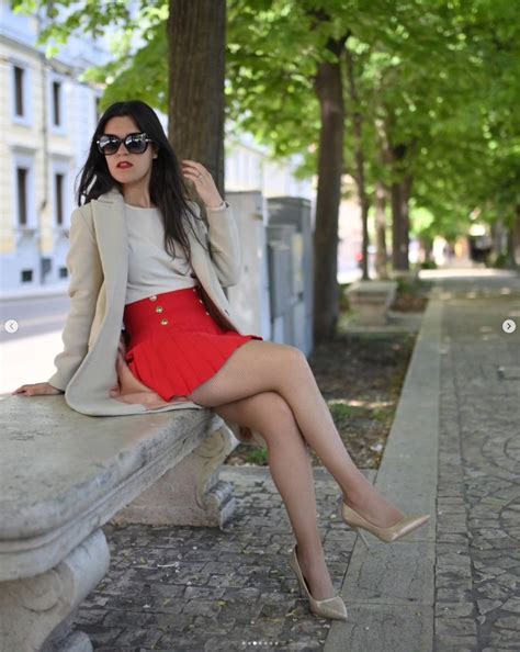 Chiara In Sheer Pantyhose Sensual Pantyhose