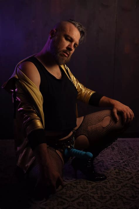 Showing Off A Leather Strapon Harness Nudes Strapon NUDE PICS ORG