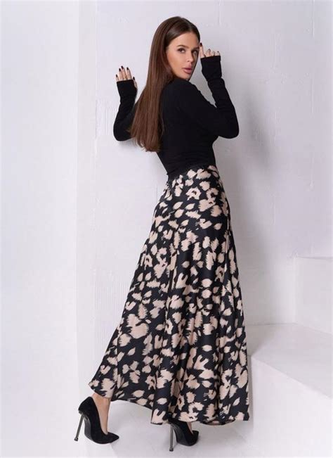 Спідниця — ціна 690 грн у каталозі Довгі спідниці Купити жіночі речі за доступною ціною на Шафі