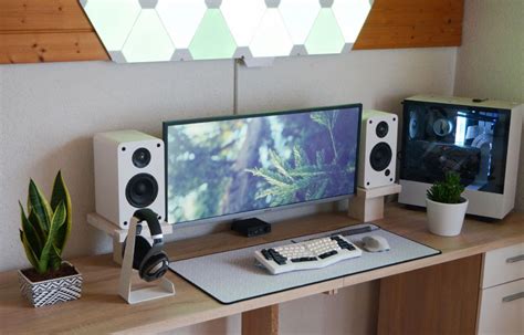 Speaker Gaming Pc Setup At Juan Frost Blog