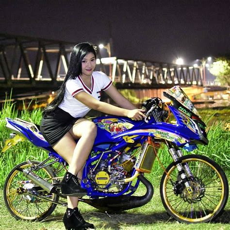 Pin Oleh Ridwen MDR Di Keren Gadis Gadis Cantik Gadis Bersepeda