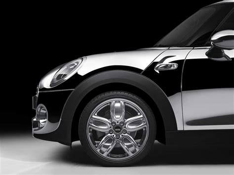 MINI with Chrome Line Exterior Deluxe. (04/2015)