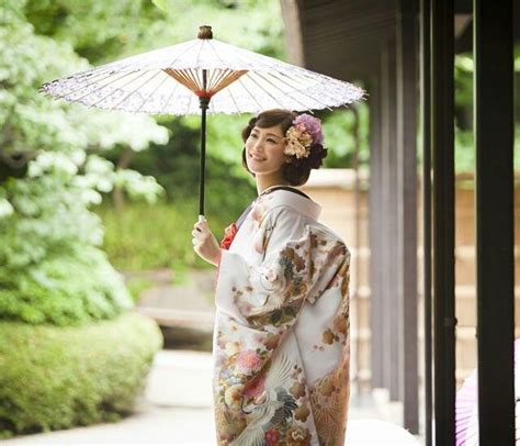 和傘を使って撮る素敵な前撮り写真まとめ Marry マリー