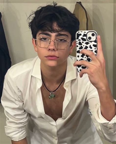 Lukas Urkijo Actor Born Sexuality Mother Movies Wiki Parents