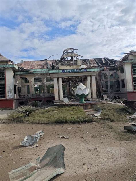 သံတွဲမြို့ကို စစ်ကောင်စီက တိုက်လေယာဉ်ဖြင့် ဗုံးကျဲမှု ကလေး၊ အမျိုးသမီးများအပါအဝင် ၁၃ ဦးထက်မနည