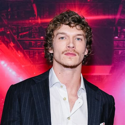 Heated Rivalrys Ilya Actor Recalls Filming That First Sex Scene And