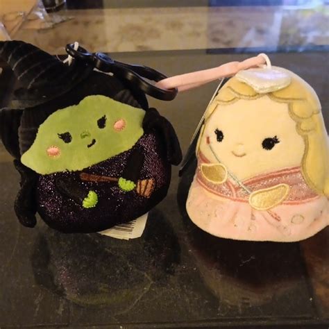 Jazwares Toys Wicked Elphaba And Glinda Squishmallow Keychains