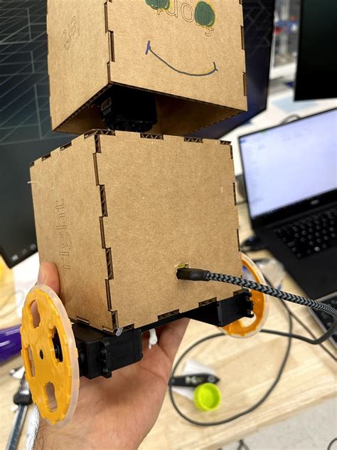 Elby The Robot Hummingbird W Micro Bit 5 Steps Instructables