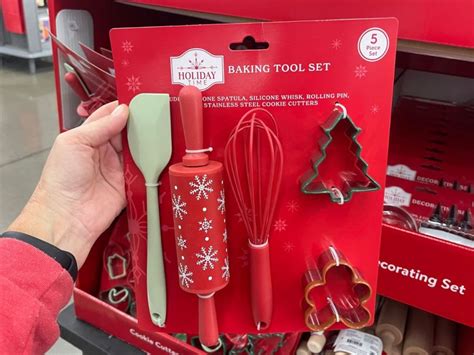 Walmarts Baking Aisle Is Bursting W Christmas Supplies And Treats