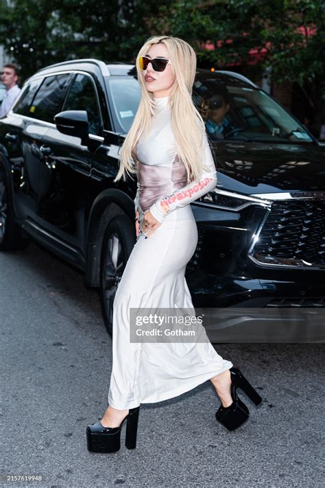 Ava Max Feet FeetDatabase Com Ava Max Feet FeetDatabase Com