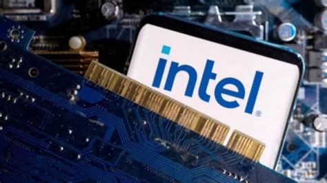 Intel Discloses 7 Billion Operating Loss For Chip Making Unit Technology News The Indian
