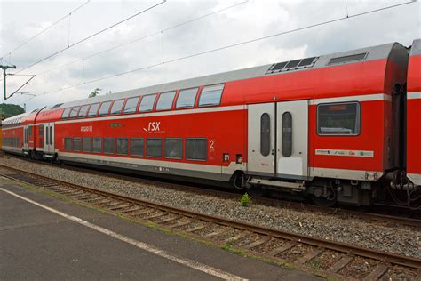 2 Klasse Doppelstock Wagen DoSto D DB 50 80 26 81 264 6 DBpz 781 2