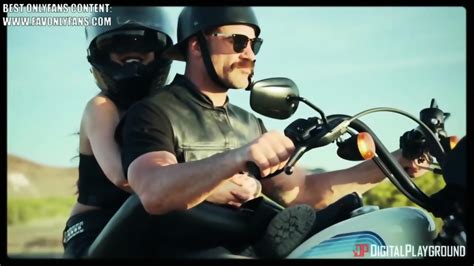 Lena Paul Welcome To Grind Bar Scene