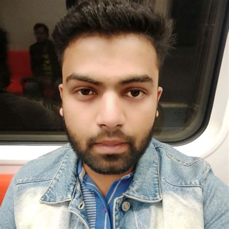 Mohd Shoeb Aslam Khan Customer Relations Specialist Axis Bank