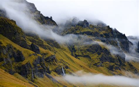 배경 화면 경치 언덕 자연 안개 낭떠러지 골짜기 산길 황야 알프스 산맥 고원 산등성이 지역 구름 날씨 고지 대기 현상 산악 지형 지리적
