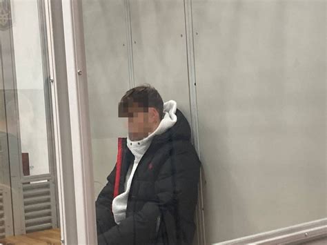 Блогерів які знущалися над дівчатами відправили під арешт