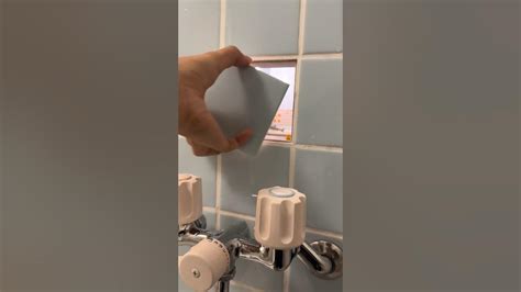 お風呂場のタイルを外すと…？ Youtube