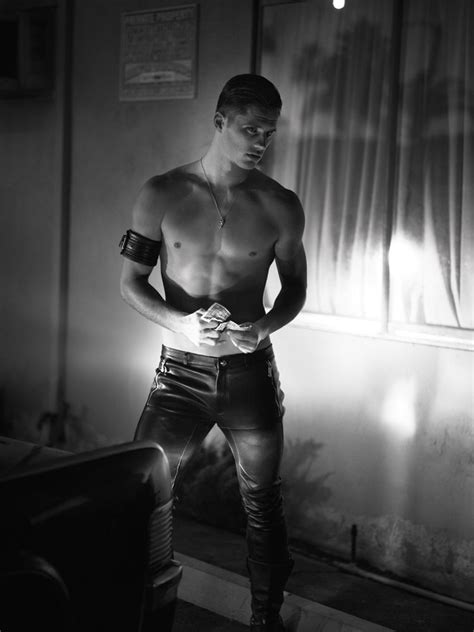 Rough Gay Blowjob Cumshot Oldgagas