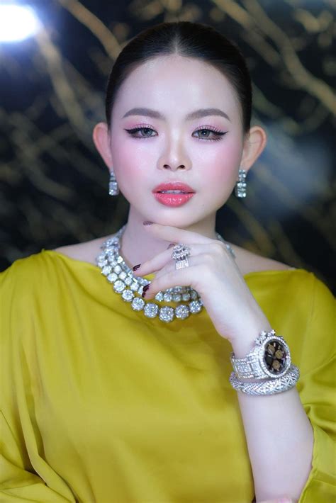 Miss ខ្ញុំនឹងត្រៀមទឹកប្រាក់10មុឺនដុល្លា បន្ថែមដេីម្បី ជួយតាមសាលារៀន មន្ទីរពេទ្យ និង វត្តអារាម