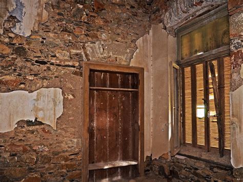 ΤΟ ΚΟΚΚΙΝΟΣΠΙΤΟ της ΣΥΡΟΥ ΦΩΤΟΓΡΑΦΙΕΣ κ Video