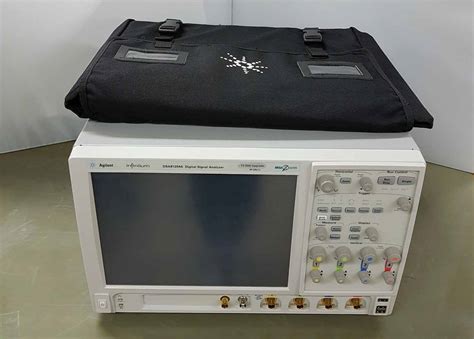 AGILENT HP HEWLETT PACKARD KEYSIGHT DSA 91304A 전자 테스트 장비 판매 가격 9252806에 사용됨 CAE에서 구매
