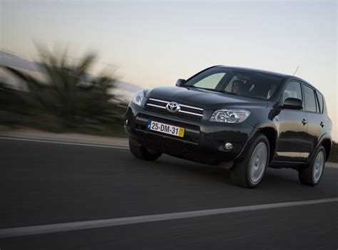 Toyota RAV 4 III - Технически данни и характеристики
