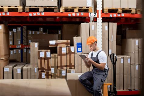 what are the benefits of using web based inventory management software