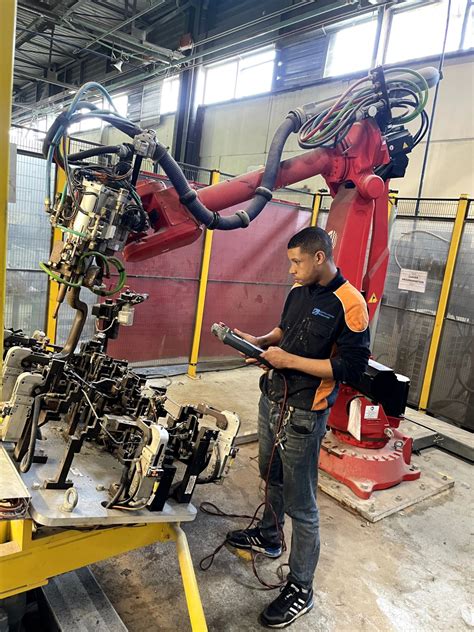 mehdi rochdi posted on linkedin