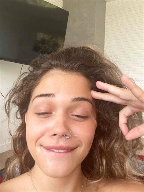 Does Anyone Knows The Name Of This Chick Or Any Videos She Likes To Eat Cum Miss Jai