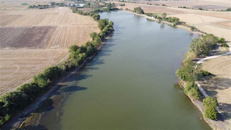 Язовир Бездънната Яма с Белозем Belozem