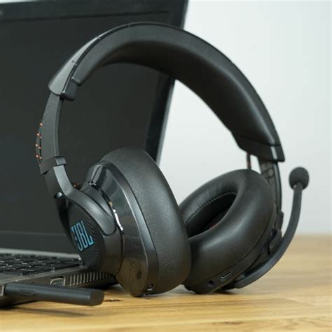 Stream JBL Quantum 600 Test micro milieu calme by Labo son Les Numériques Listen online