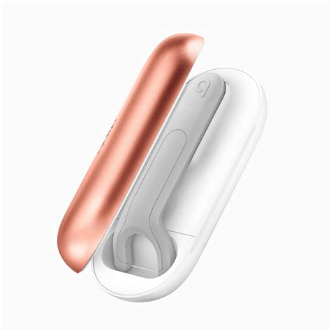 Quip Metal Refillable Floss Pick Starter Kit Reusable Pick Dispenser 180 Use 22 8ft Refill