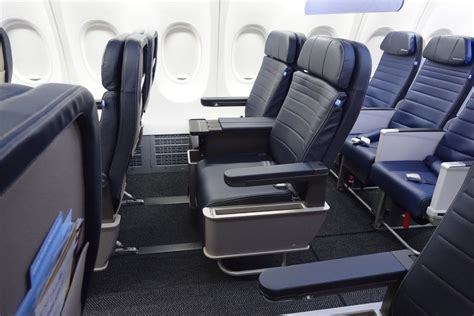 United Airlines Fleet Boeing 737 Max 9 N67501 Aircraft First Class