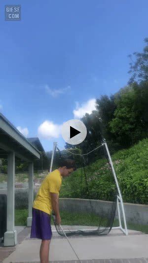 골프연습망 파괴  유머 움짤 이슈 에펨코리아