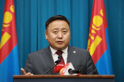 УГААРТАЖ НАС БАРСАН ИРГЭДИЙН ЭМЗЭГ МЭДЭЭЛЛИЙГ ИЛ БОЛГОСОН ХЭРЭГТ ТАВАН ХҮНИЙГ ШАЛГАЖ БАЙНА