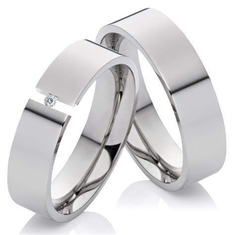 Partnerringe Mit Diamant Aus Titan Kaufen Bei Rings And More