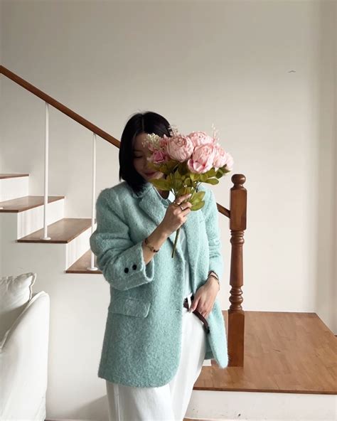 Instagram Photo By 인스타 속의 다바걸인스타에서도 즐겁게 쇼핑하자go~ • Jan 6 2025 At 503 Pm