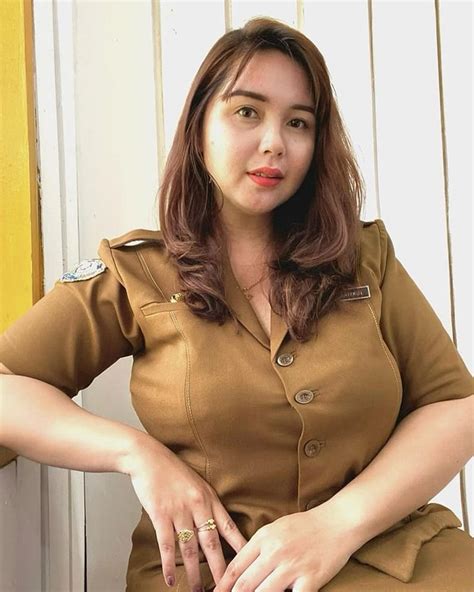 Rahasia Perawatan Ala Cewek Manis Beautiful Asian Women Curvy Woman