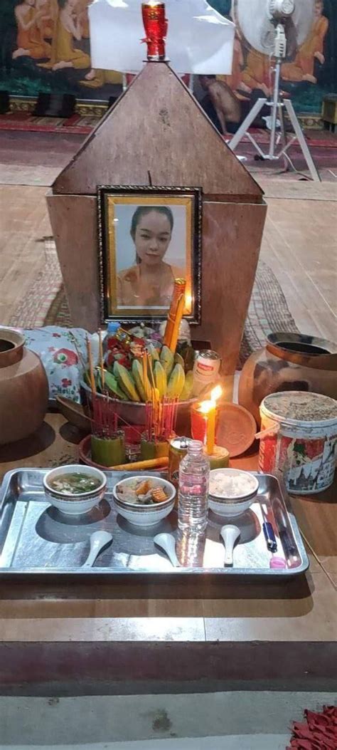 ព័ត៌មាន បឋម ៖ ឃាតកដែលសម្លាប់នារី ម្នាក់ នៅក្រុង បាវិត ពេល នេះ សមត្ថកិច្ច ខេត្ត ព្រះ វិហារ ឃាត់